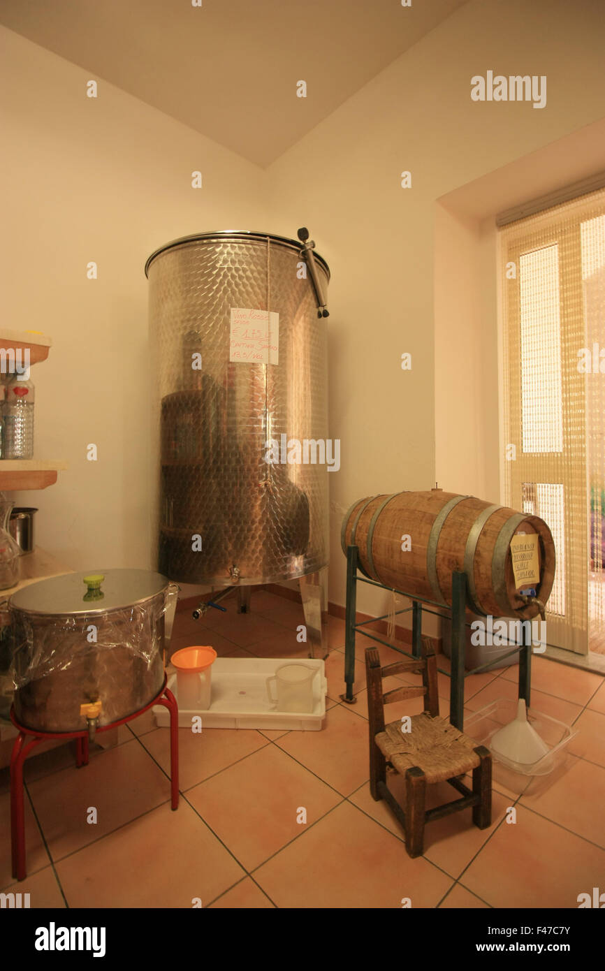 Inside wine barrel hi-res stock photography and images - Alamy