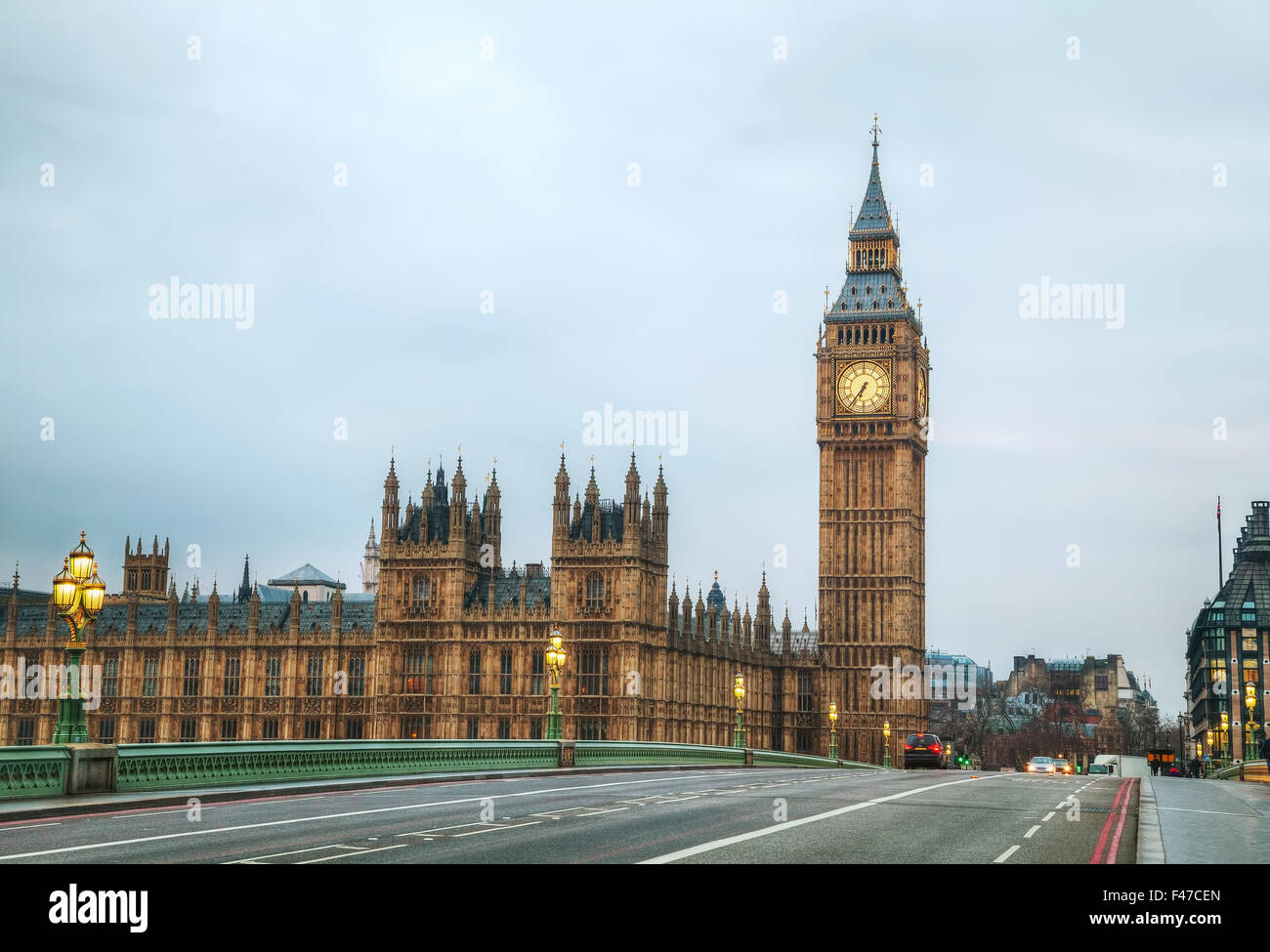 Overview of London with the Elizabeth Tower Stock Photo - Alamy