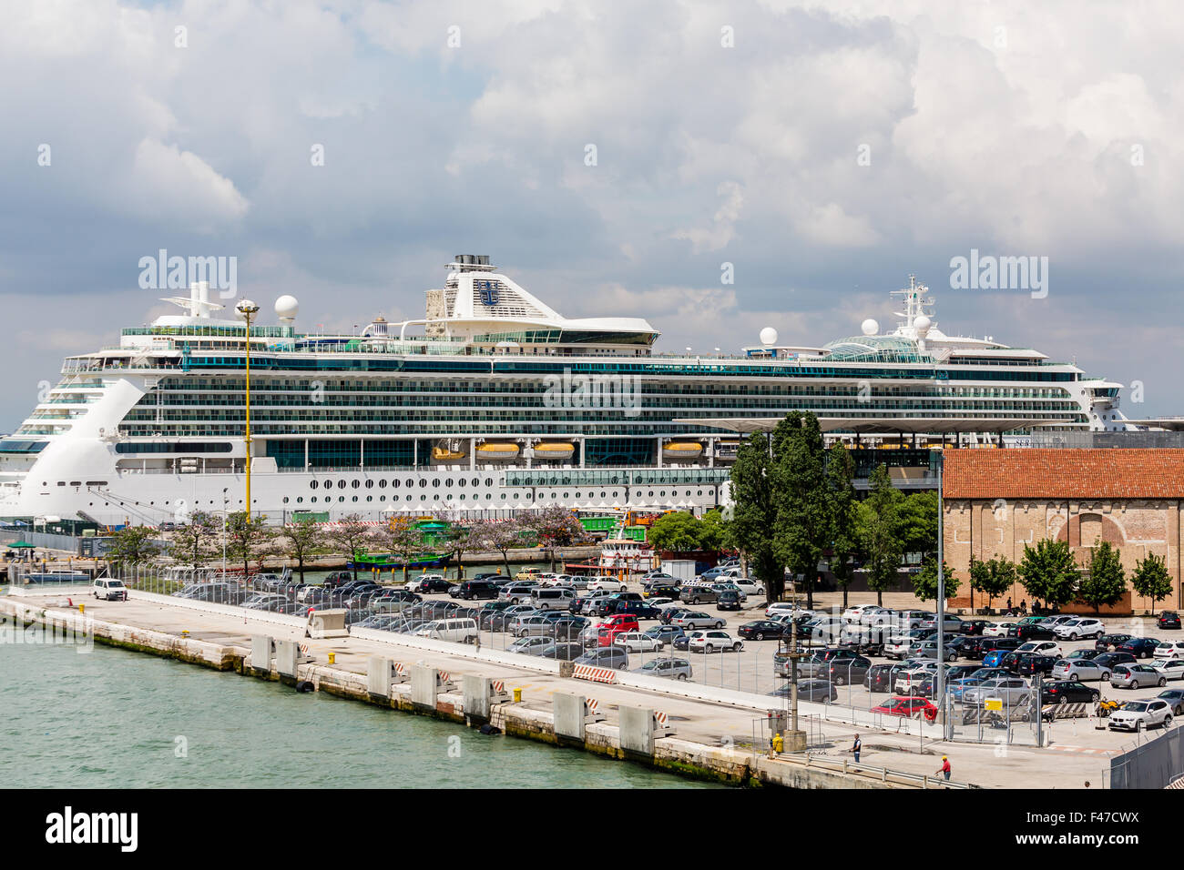 Venice cruise ship terminal hi-res stock photography and images - Alamy
