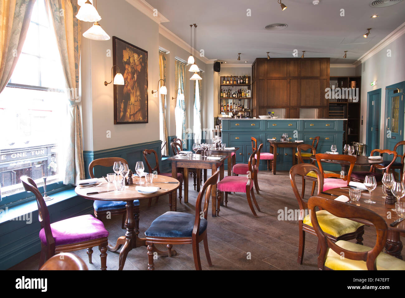 Newman Street Tavern, Newman Street, Fitzrovia, London, England, UK ...