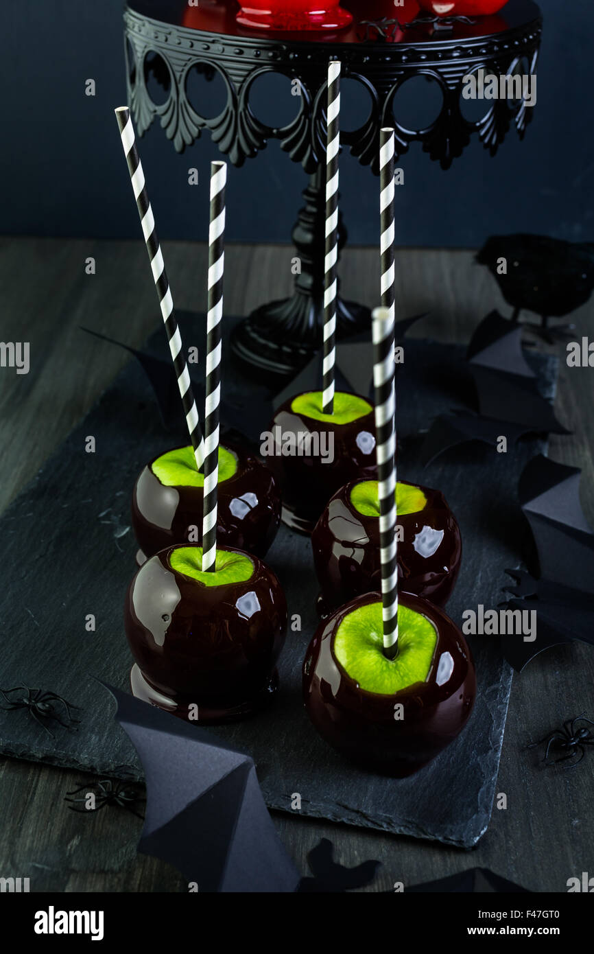 Handmade red candy apples for Halloween Stock Photo - Alamy