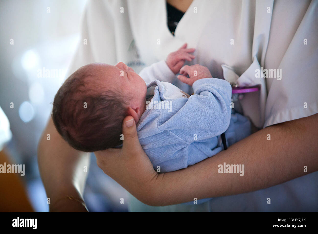 Neonatal Nurse Stock Photos & Neonatal Nurse Stock Images - Alamy