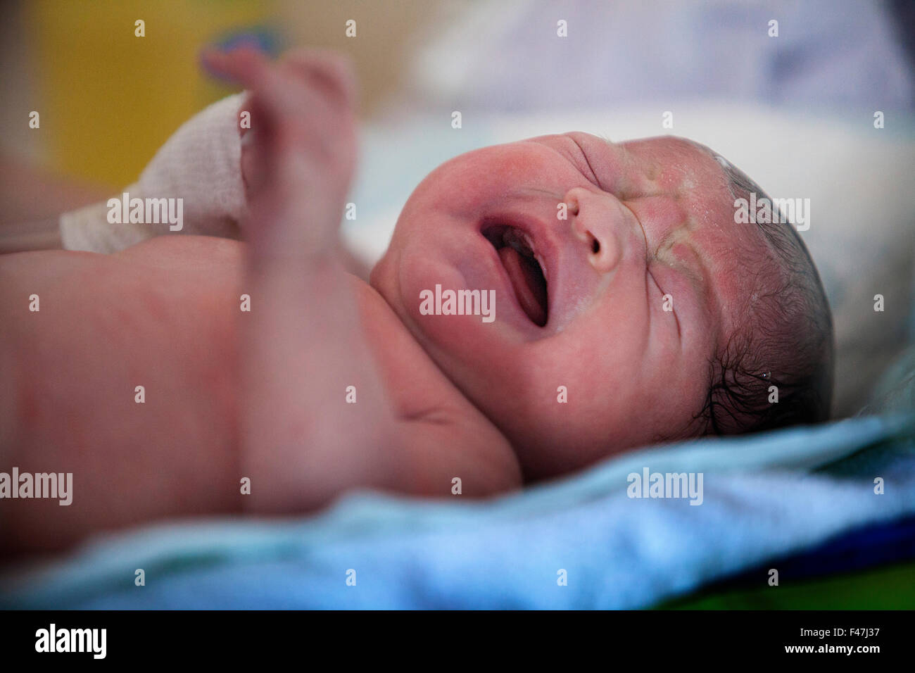 Baby shrieking hi-res stock photography and images - Alamy