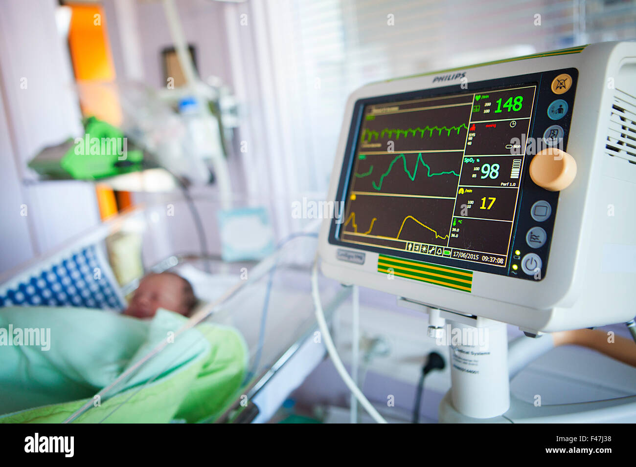 Ecg boy hi-res stock photography and images - Alamy