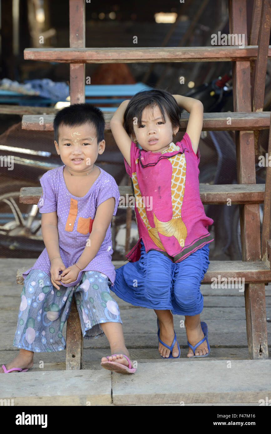 ASIA MYANMAR MYEIK PEOPLE Stock Photo - Alamy