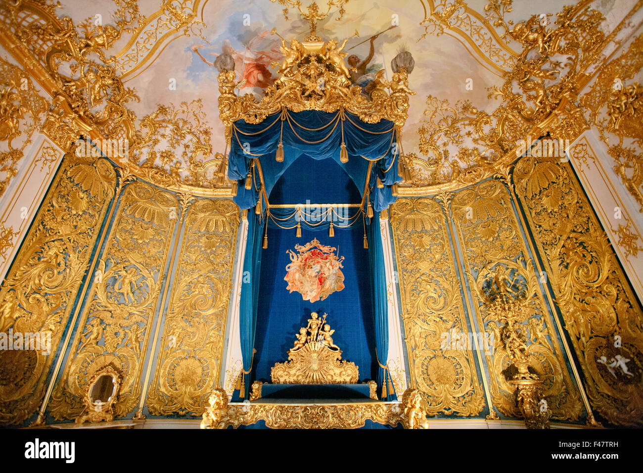 Linderhof palace interior hi-res stock photography and images - Alamy