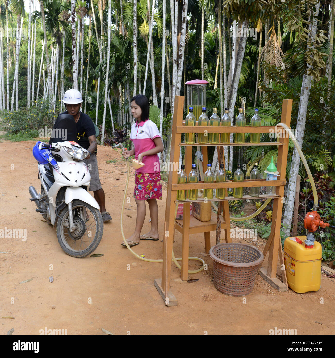 ASIA MYANMAR MYEIK PEOPLE Stock Photo - Alamy