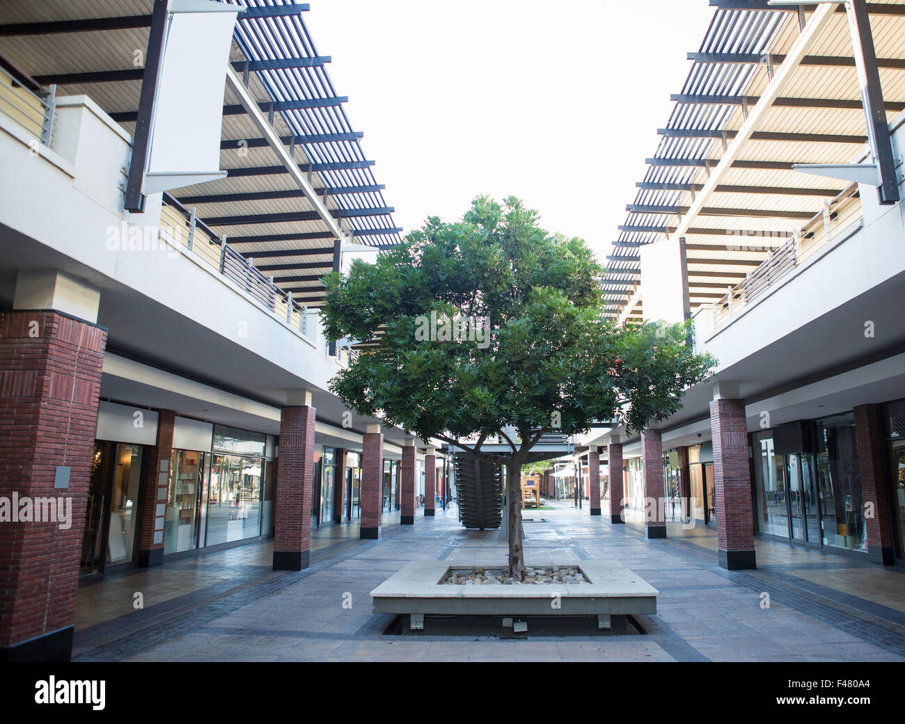 Courtyard of a shopping centre Stock Photo - Alamy