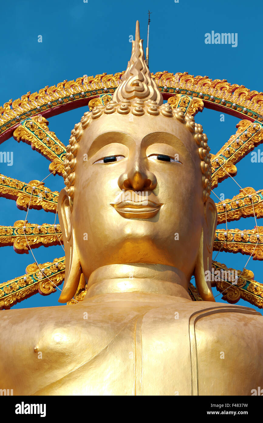 Statue of a Buddhist monk sitting in the Lotus position Stock Photo - Alamy