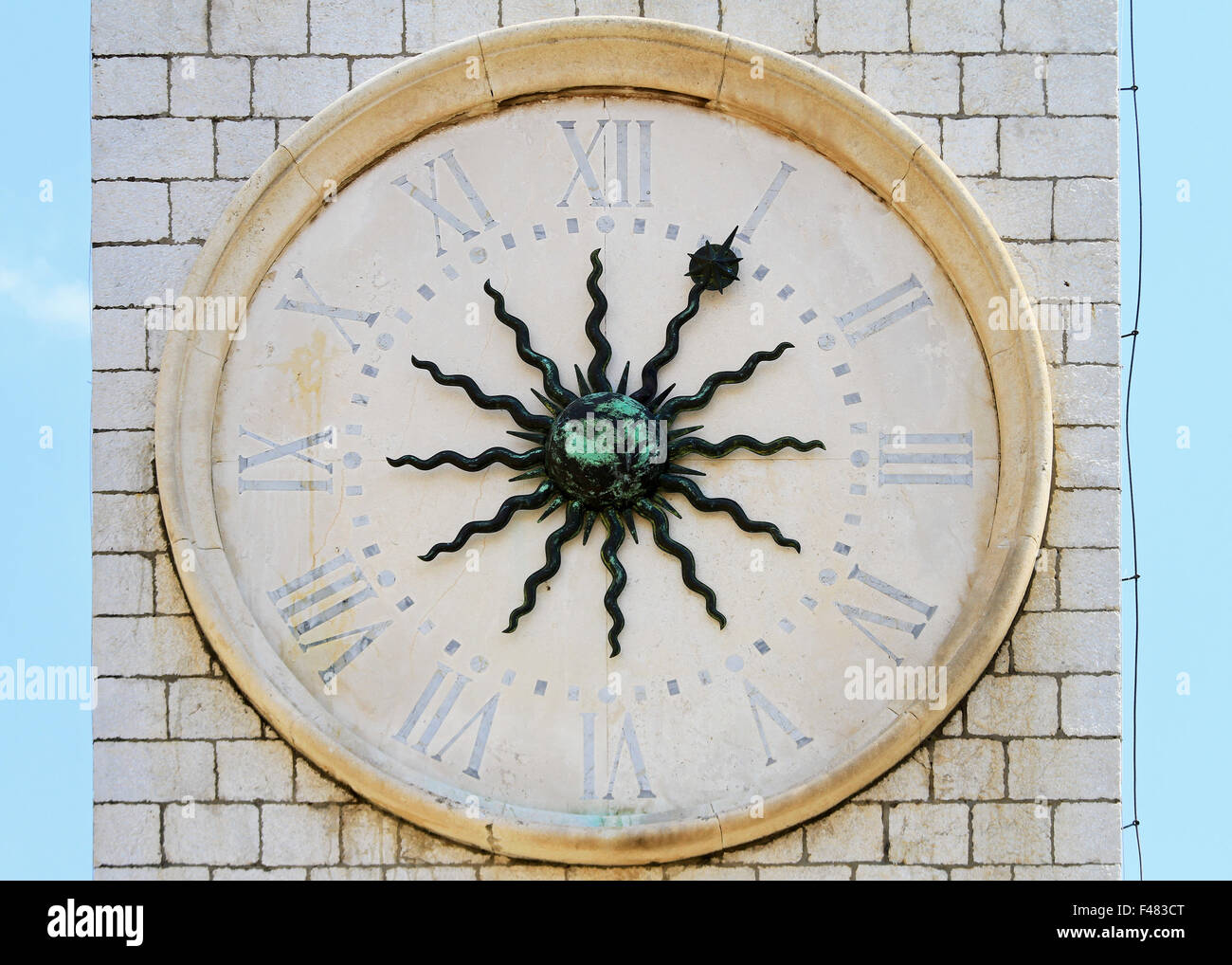 Sunray clock hi-res stock photography and images - Alamy