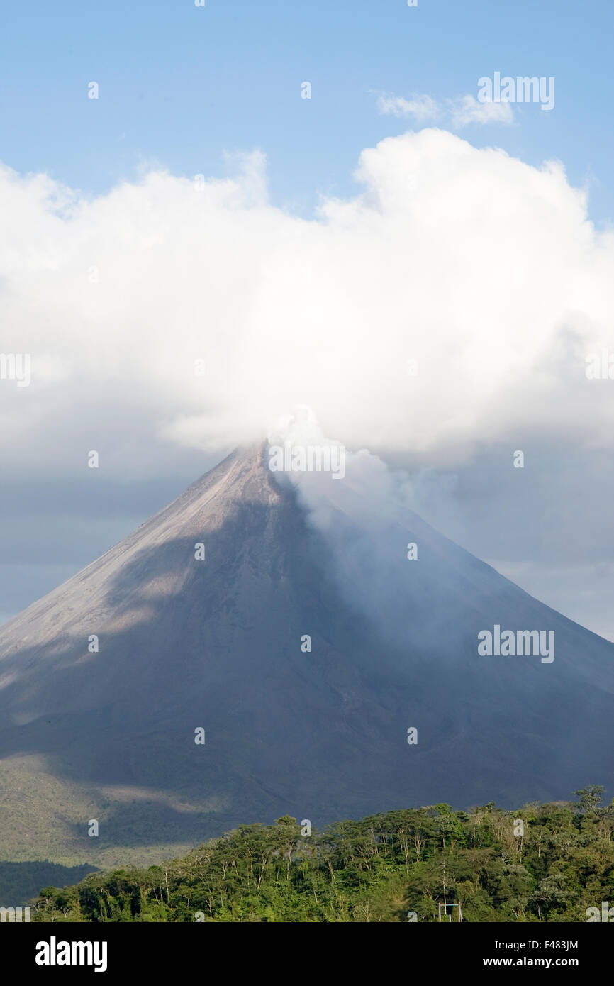 A volcano, Costa Rica Stock Photo - Alamy