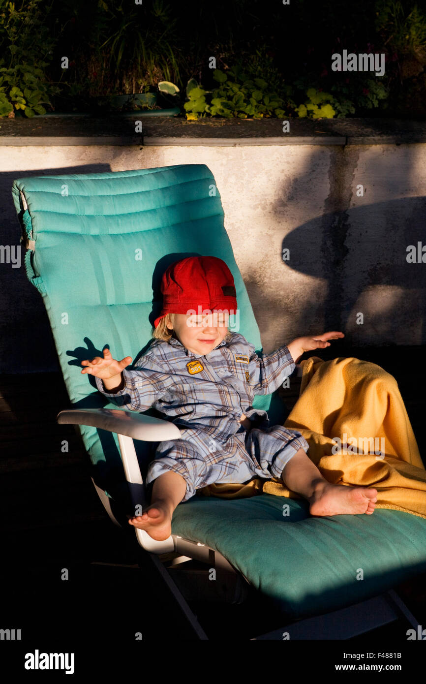 Blinded by the sun hi-res stock photography and images - Alamy