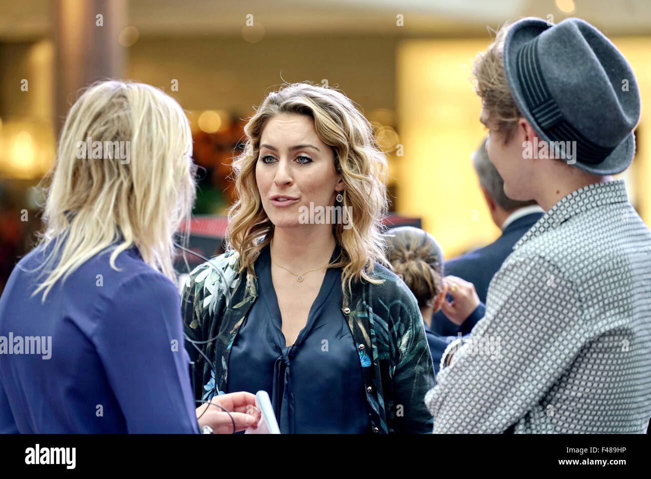 Lara lewington hi-res stock photography and images - Alamy