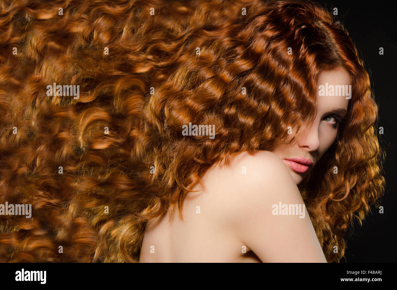 Horizontal headshot hi-res stock photography and images - Alamy