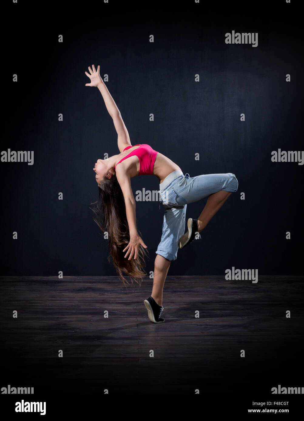 Modern dancer girl (normal version Stock Photo - Alamy