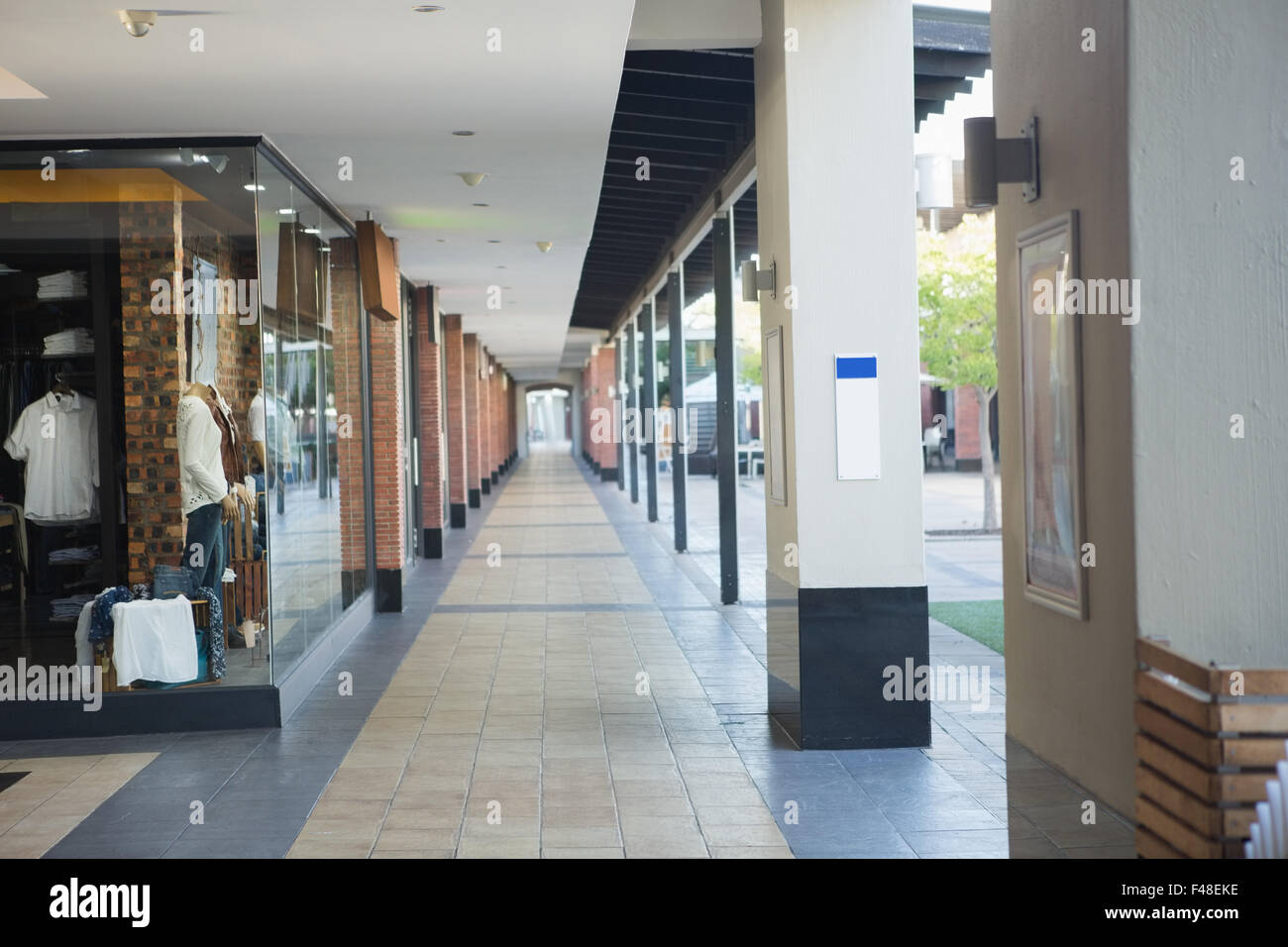 Close up of a shopping centre Stock Photo - Alamy