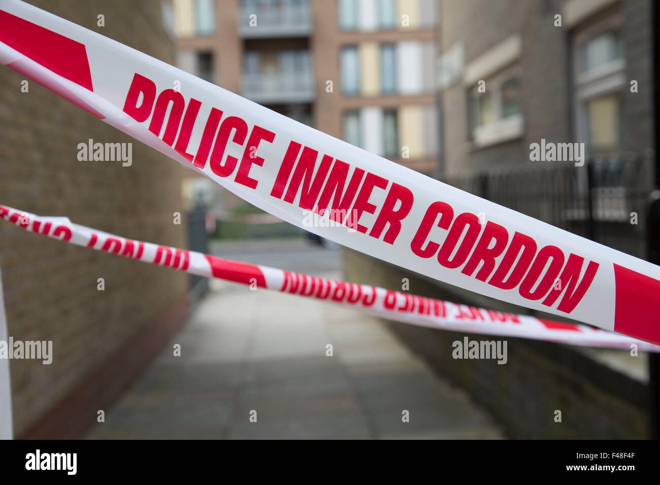 Hackney, London, UK. 15th October, 2015. Crime scene where a male ...
