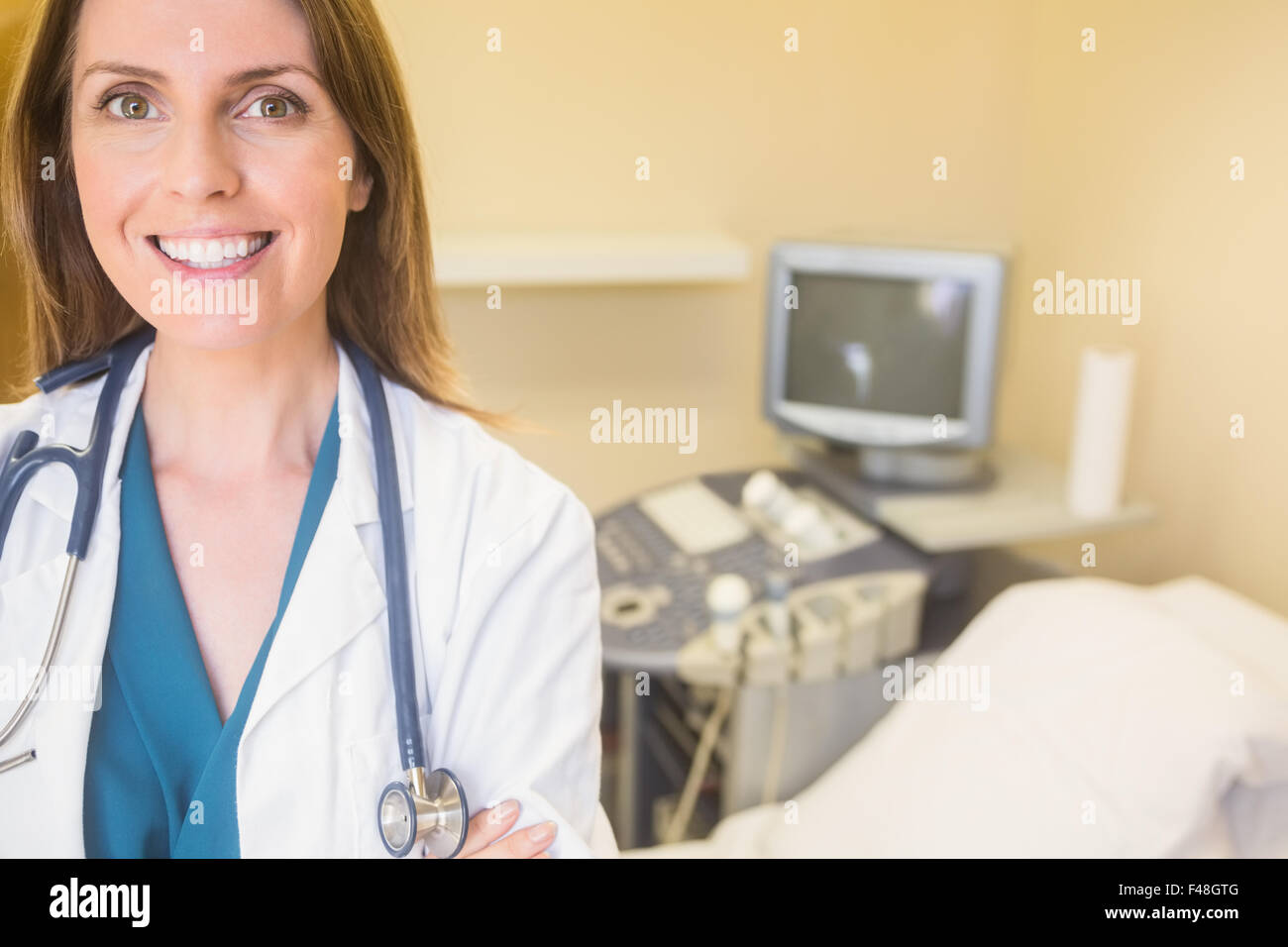 Radiologist looking to camera hi-res stock photography and images - Alamy