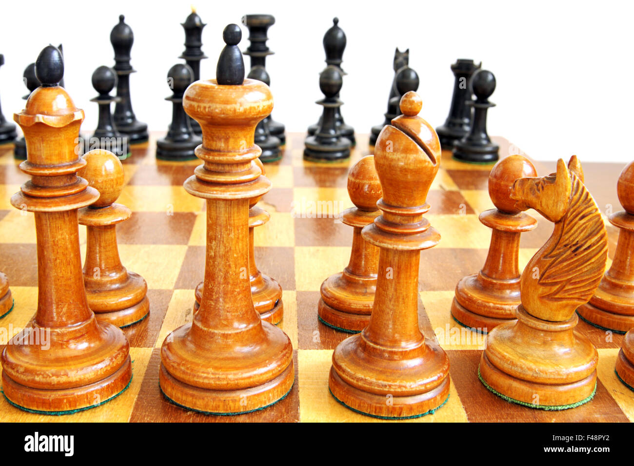 Vintage chess board hi-res stock photography and images - Alamy