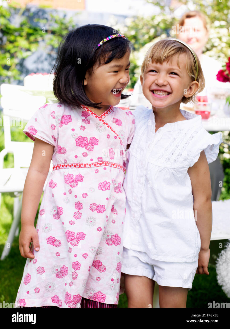 Happy best friends Stock Photo - Alamy