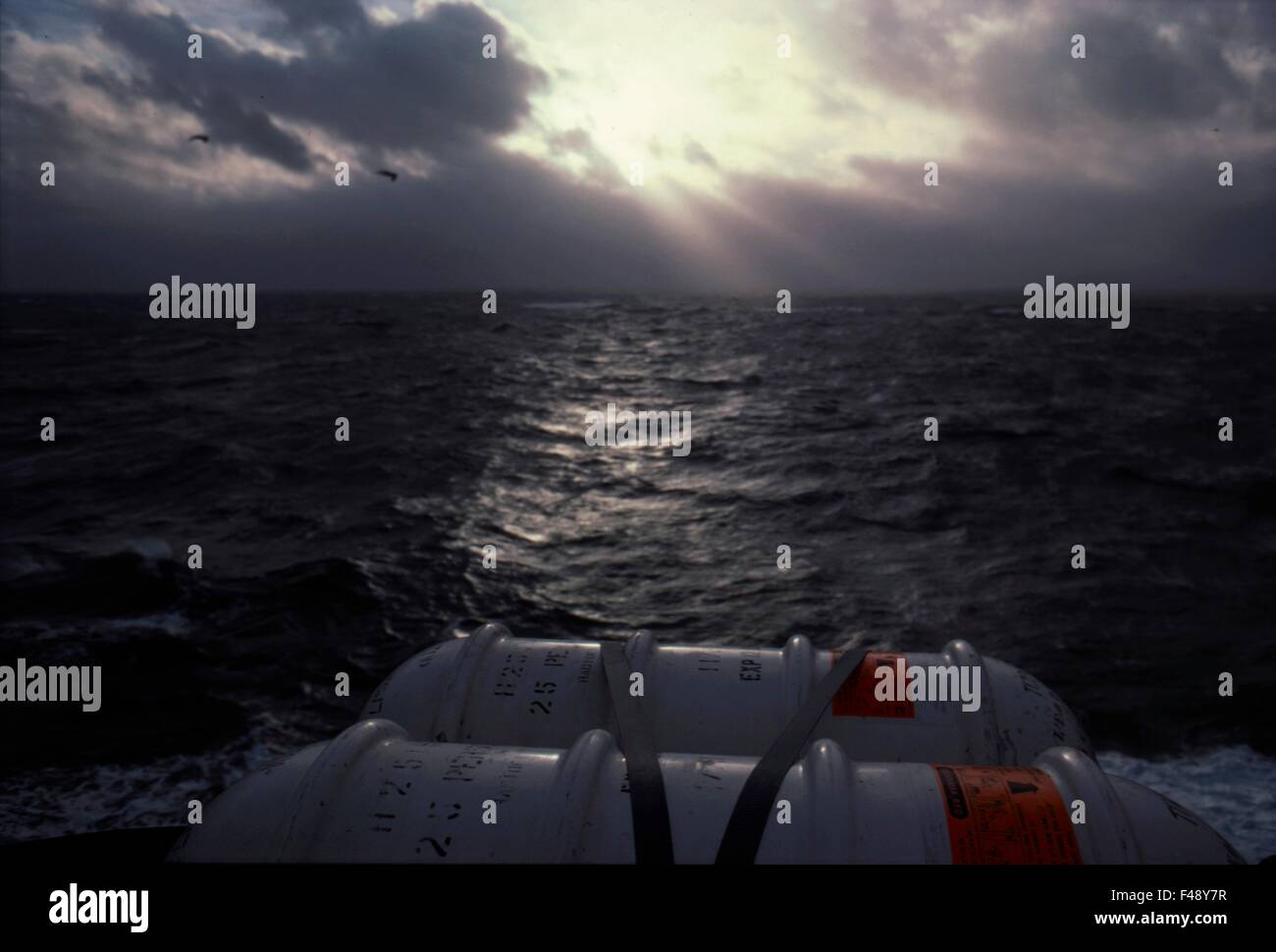 AJAXNETPHOTO. AT SEA, ENGLISH CHANNEL. - STORM BREWING - WINTER SUNSET ...