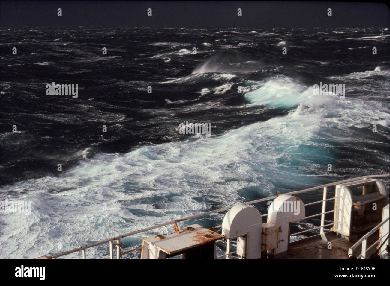 Beaufort wind force scale hi-res stock photography and images - Alamy