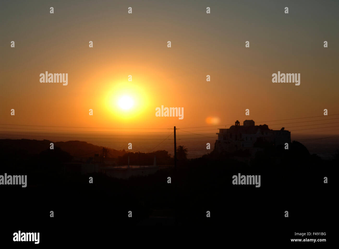 Ocean dawn hi-res stock photography and images - Alamy