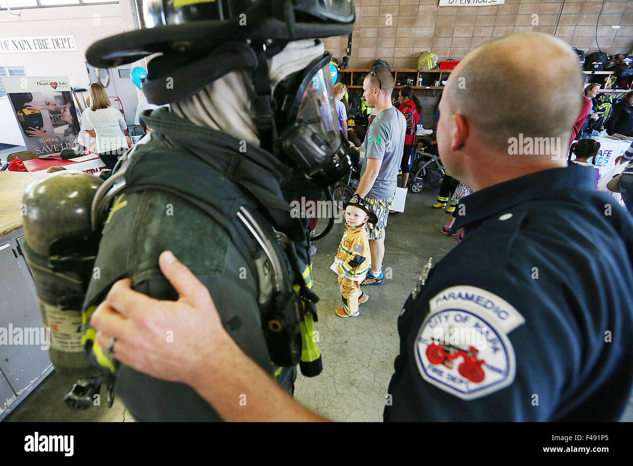 Napa, CA, USA. 10th Oct, 2015. Griffin Smith looks at fully outfitted ...