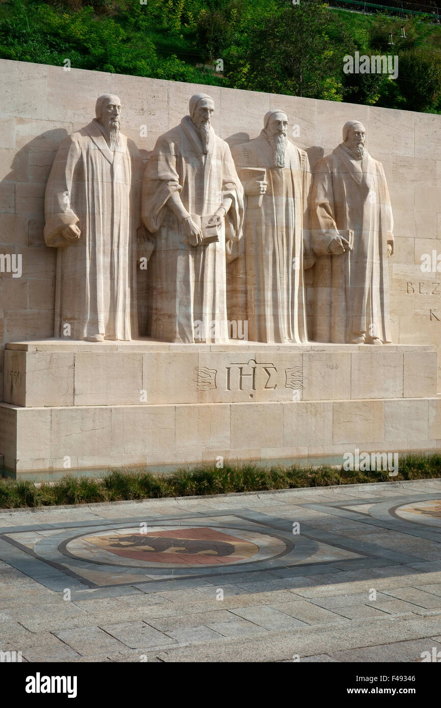 Reformation Wall with statues of Guillaume Farel, John Calvin, Theodore ...