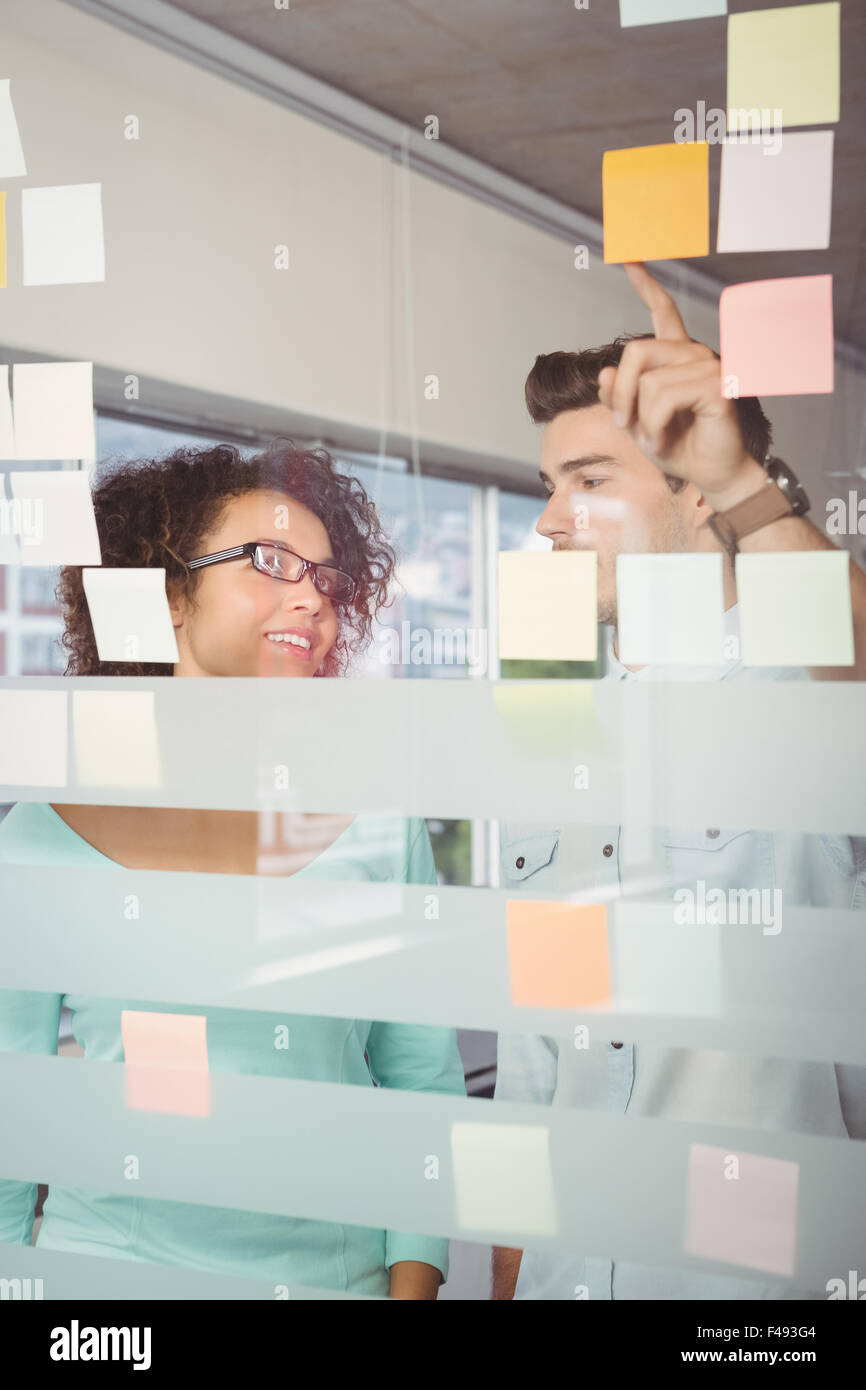 Explaining notes hi-res stock photography and images - Alamy