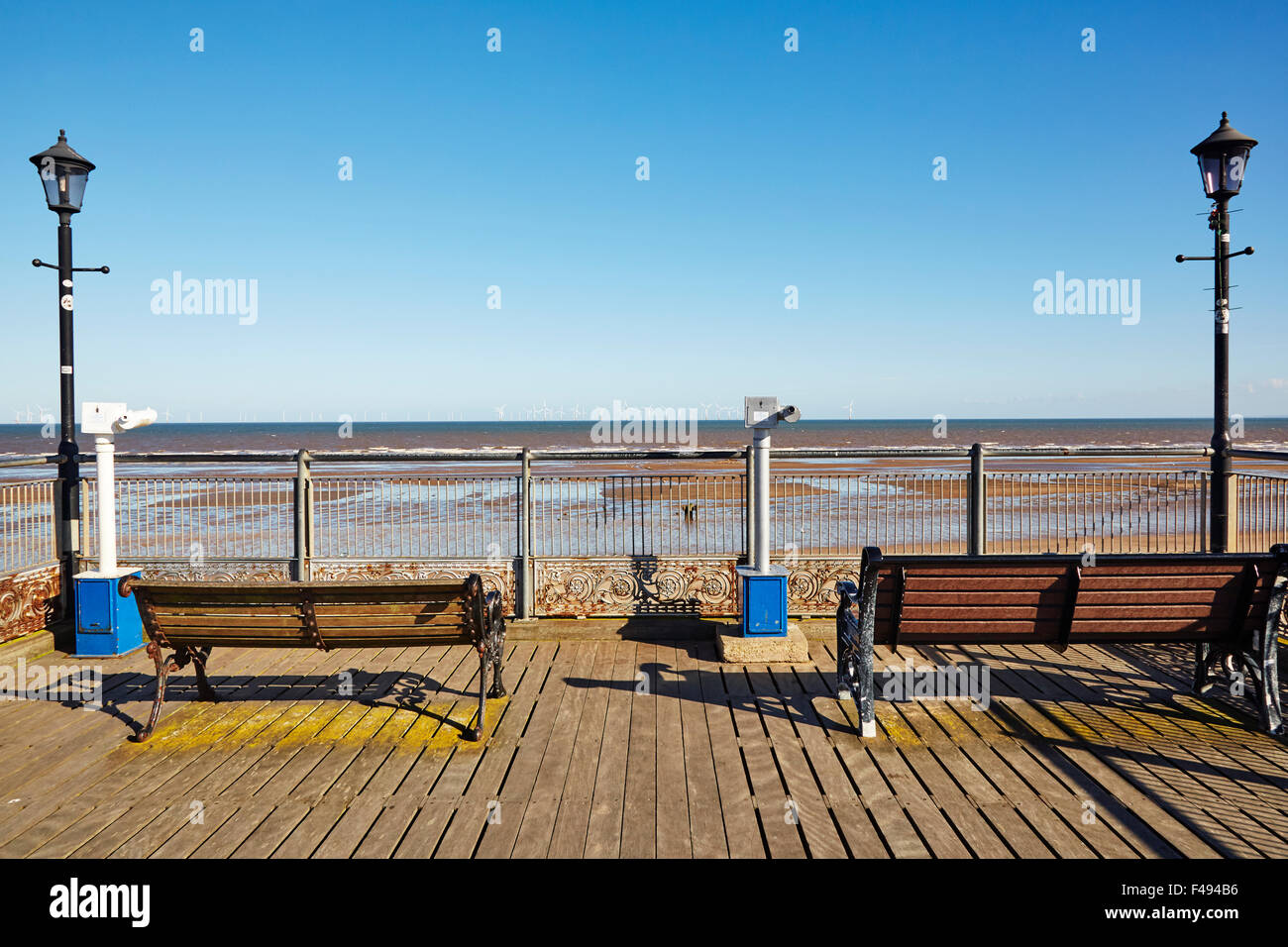 Skegness boardwalk pier hi-res stock photography and images - Alamy