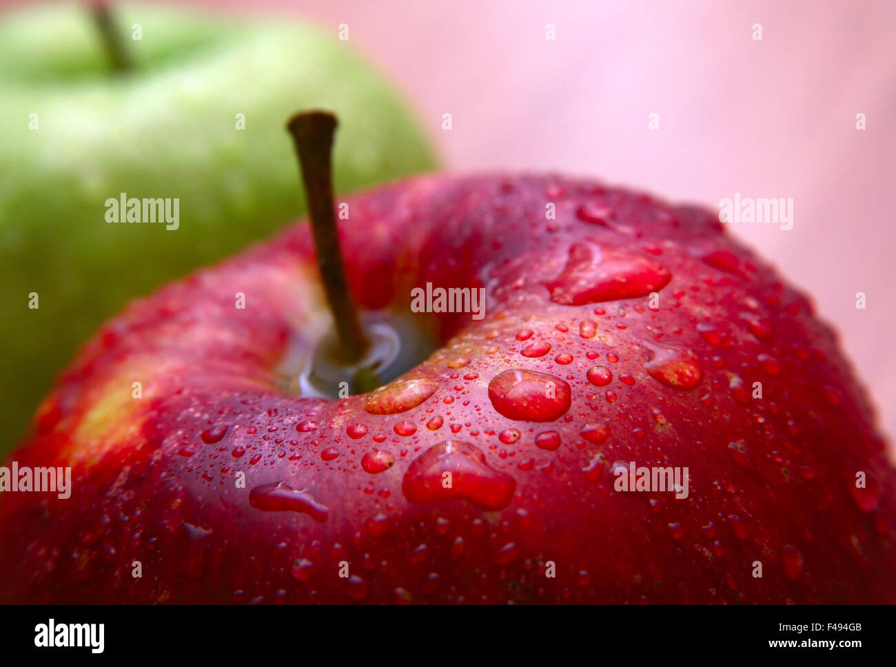 Wet apple hi-res stock photography and images - Alamy