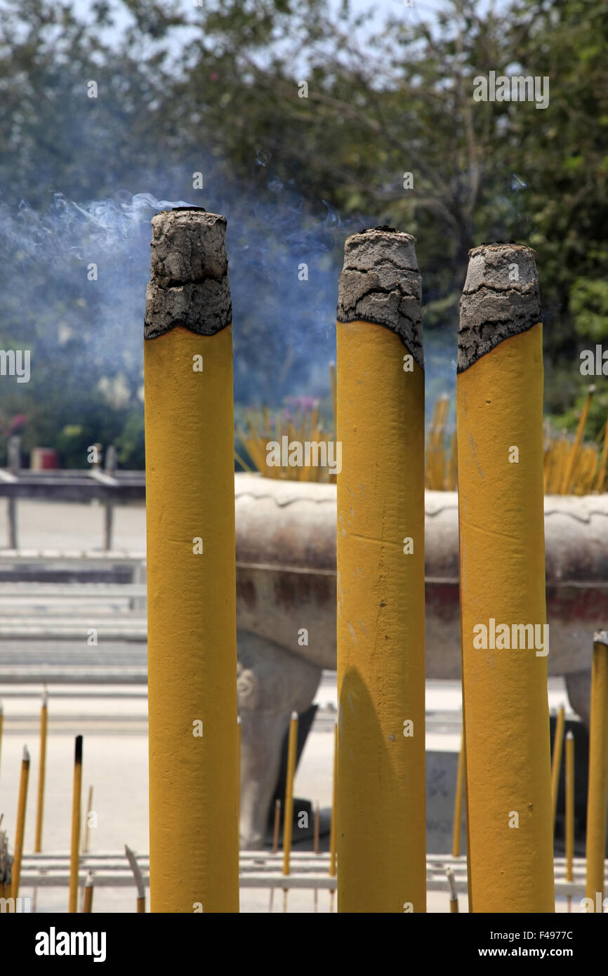 Incense smoke hi-res stock photography and images - Alamy