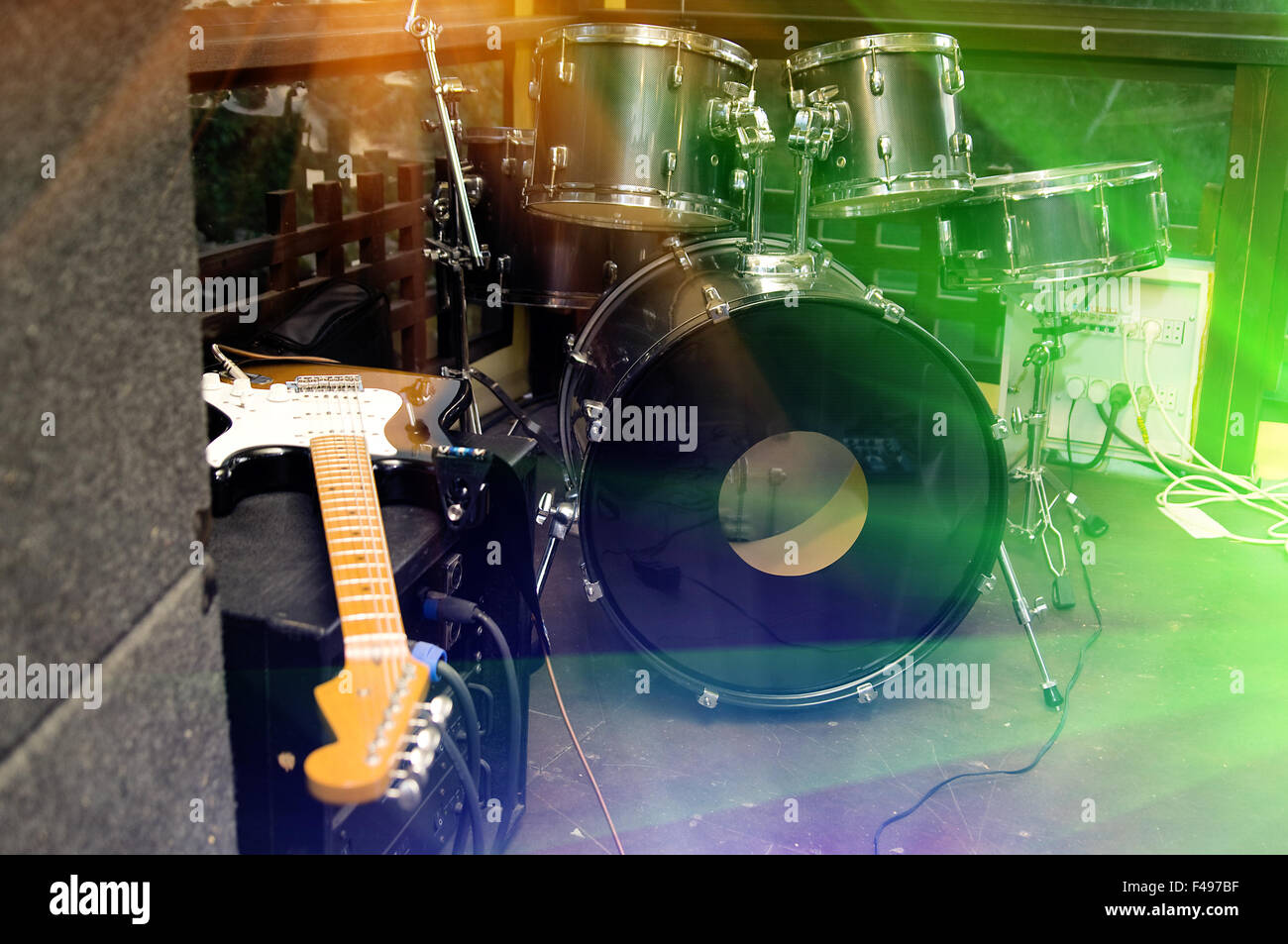 Musical concert, instruments hi-res stock photography and images - Alamy