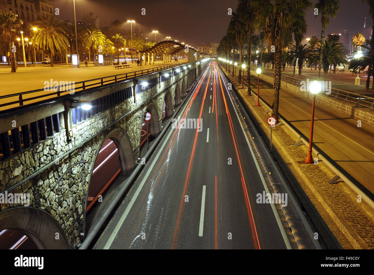 Barcelona night hi-res stock photography and images - Alamy