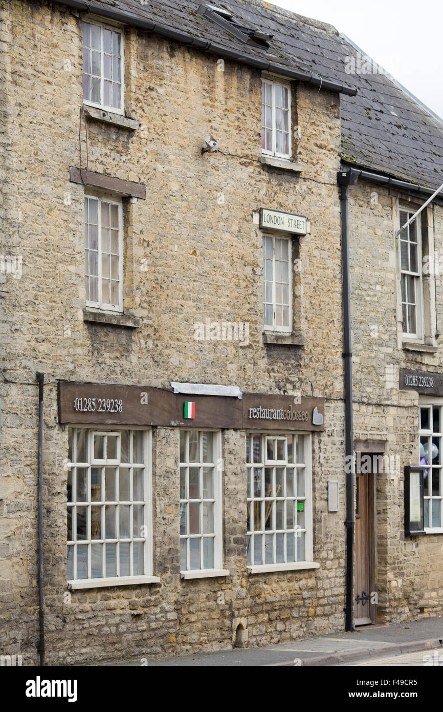 Fairford village hi-res stock photography and images - Alamy