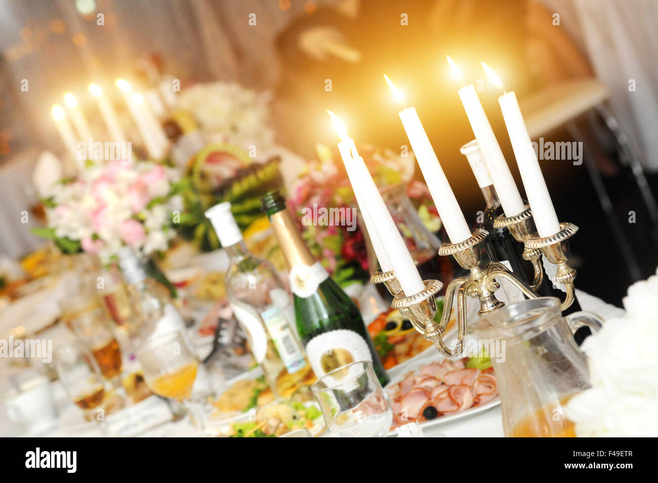 Candles horizontal hi-res stock photography and images - Alamy