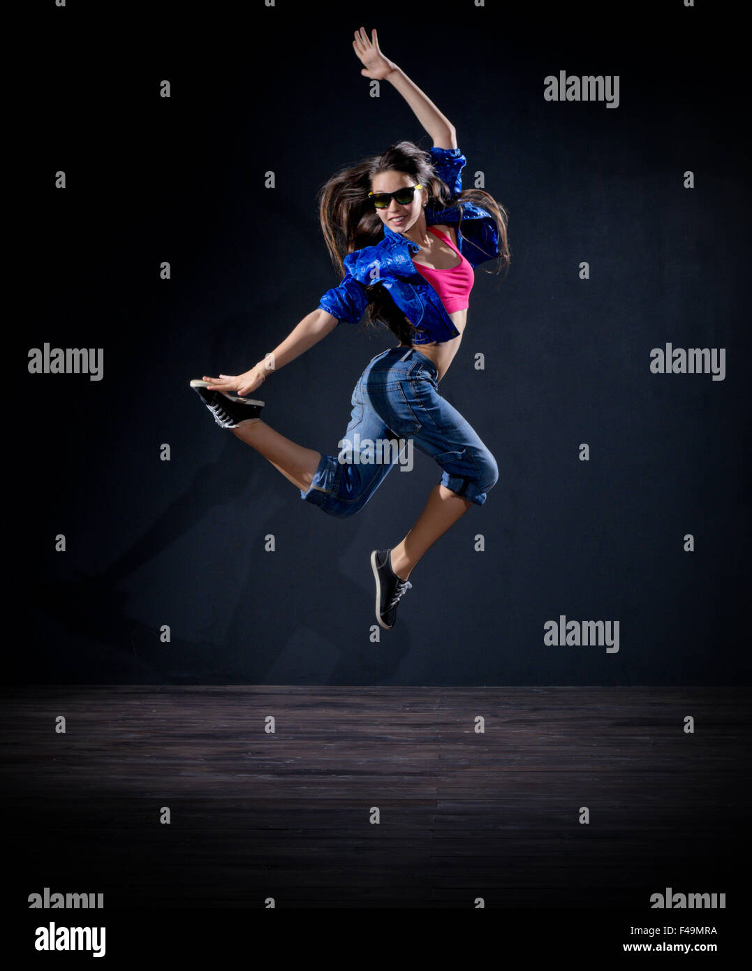 Modern dancer girl (normal version Stock Photo - Alamy