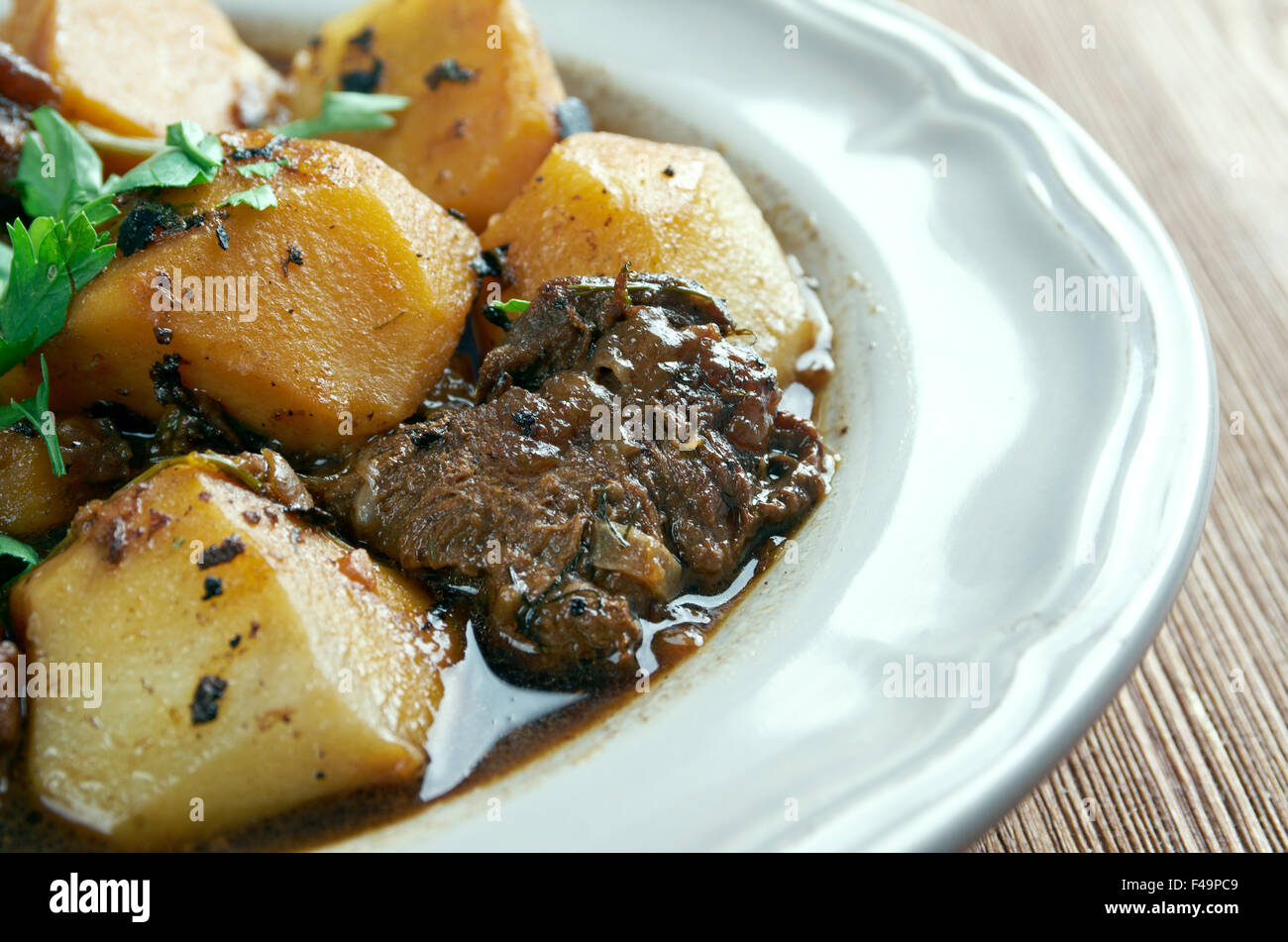 Masala aloo hi-res stock photography and images - Alamy