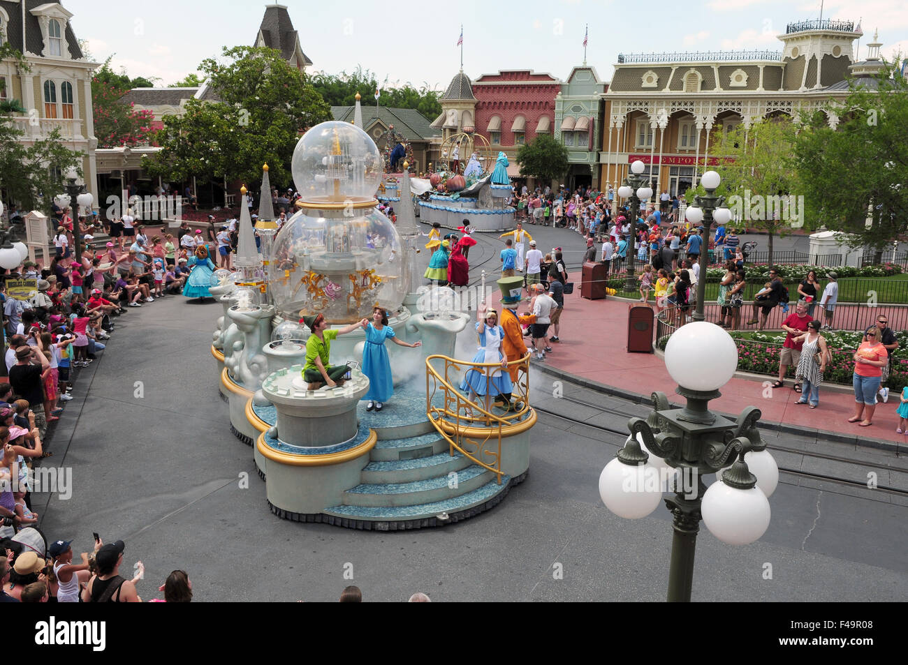 Disney orlando parade hi-res stock photography and images - Alamy