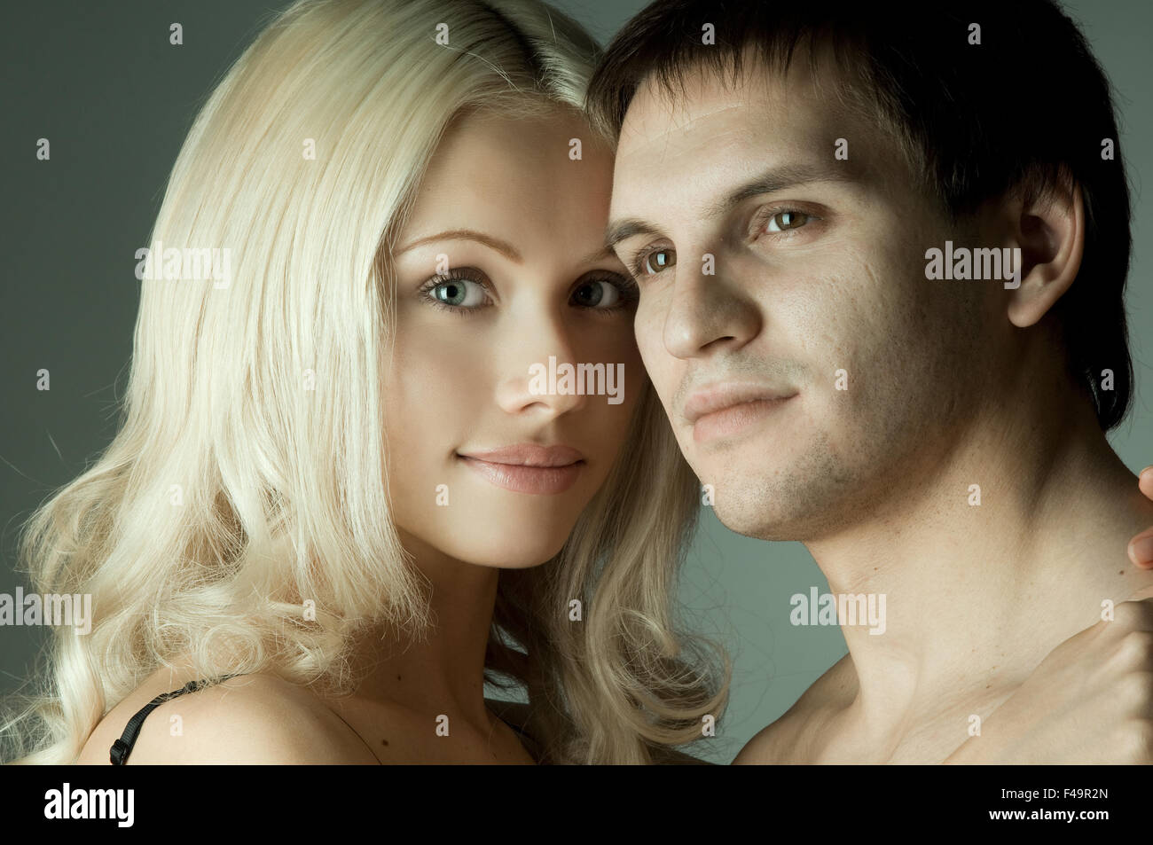 Passionate couple embrace hi-res stock photography and images - Alamy