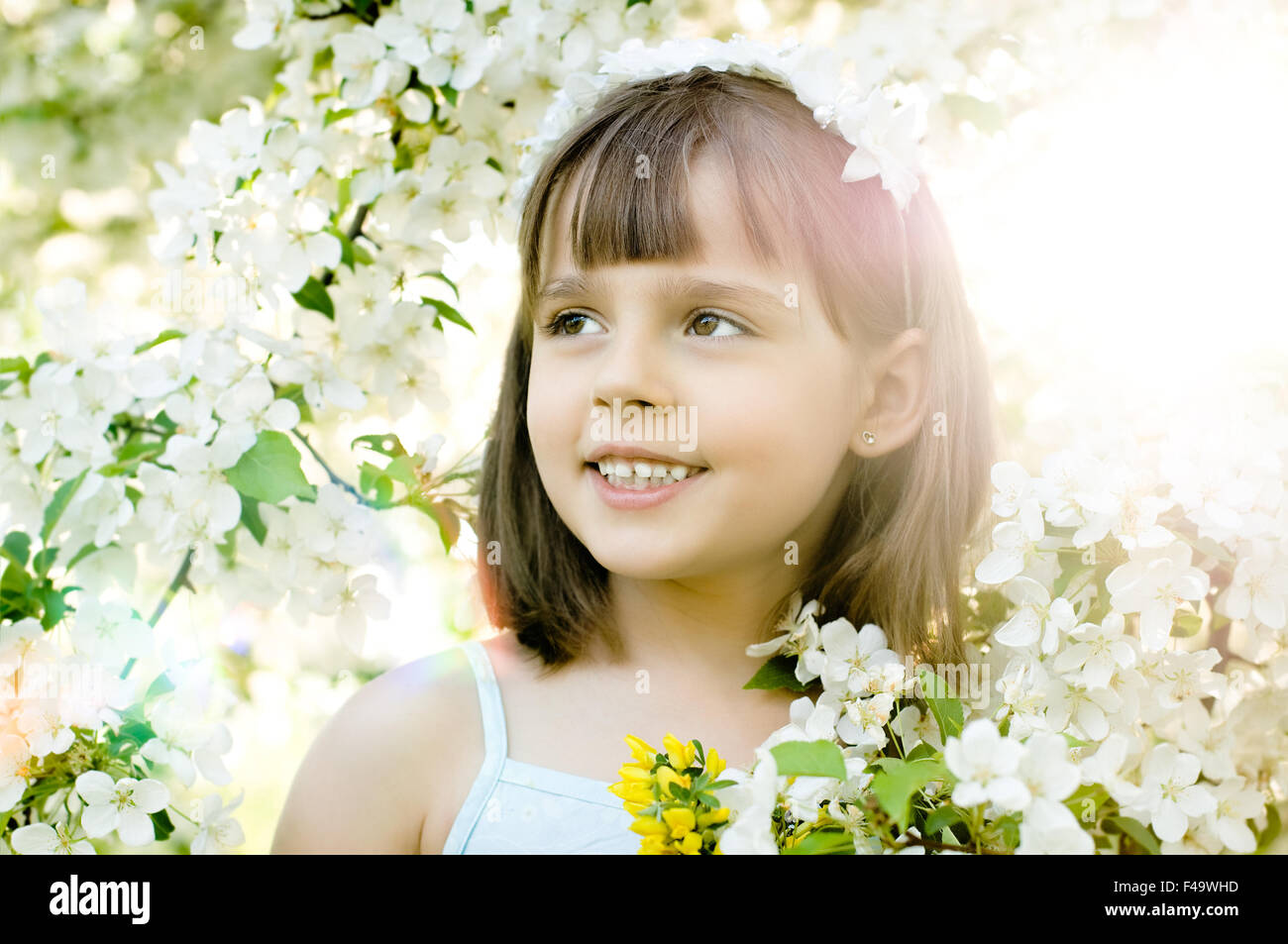 Beautiful little girl hi-res stock photography and images - Alamy