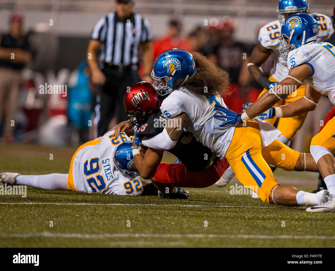 Las Vegas, NV, USA. 10th Oct, 2015. San Jose State linebacker (4 ...
