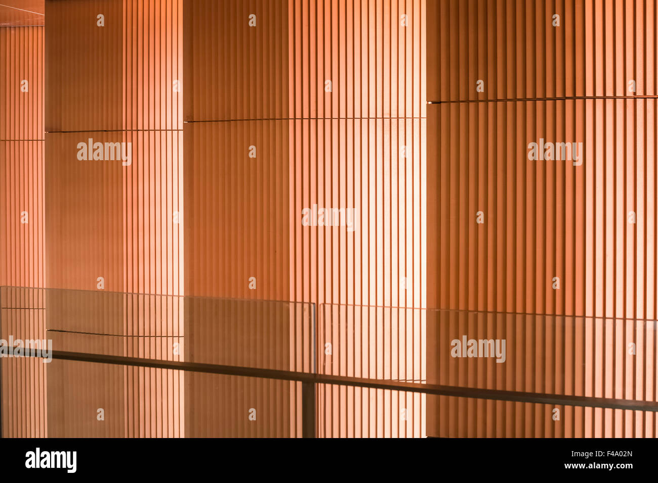 Colonnaded design hi-res stock photography and images - Alamy