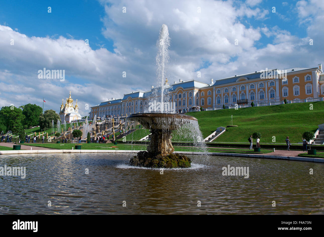 Grand cascade .Peterhof Palace Stock Photo - Alamy