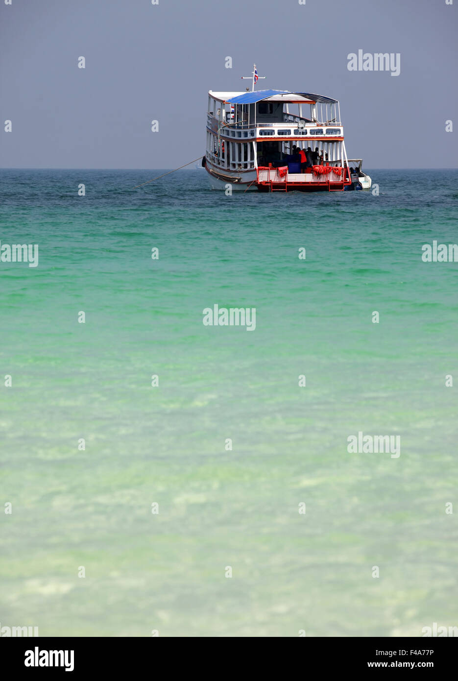 Drifting boat hi-res stock photography and images - Alamy