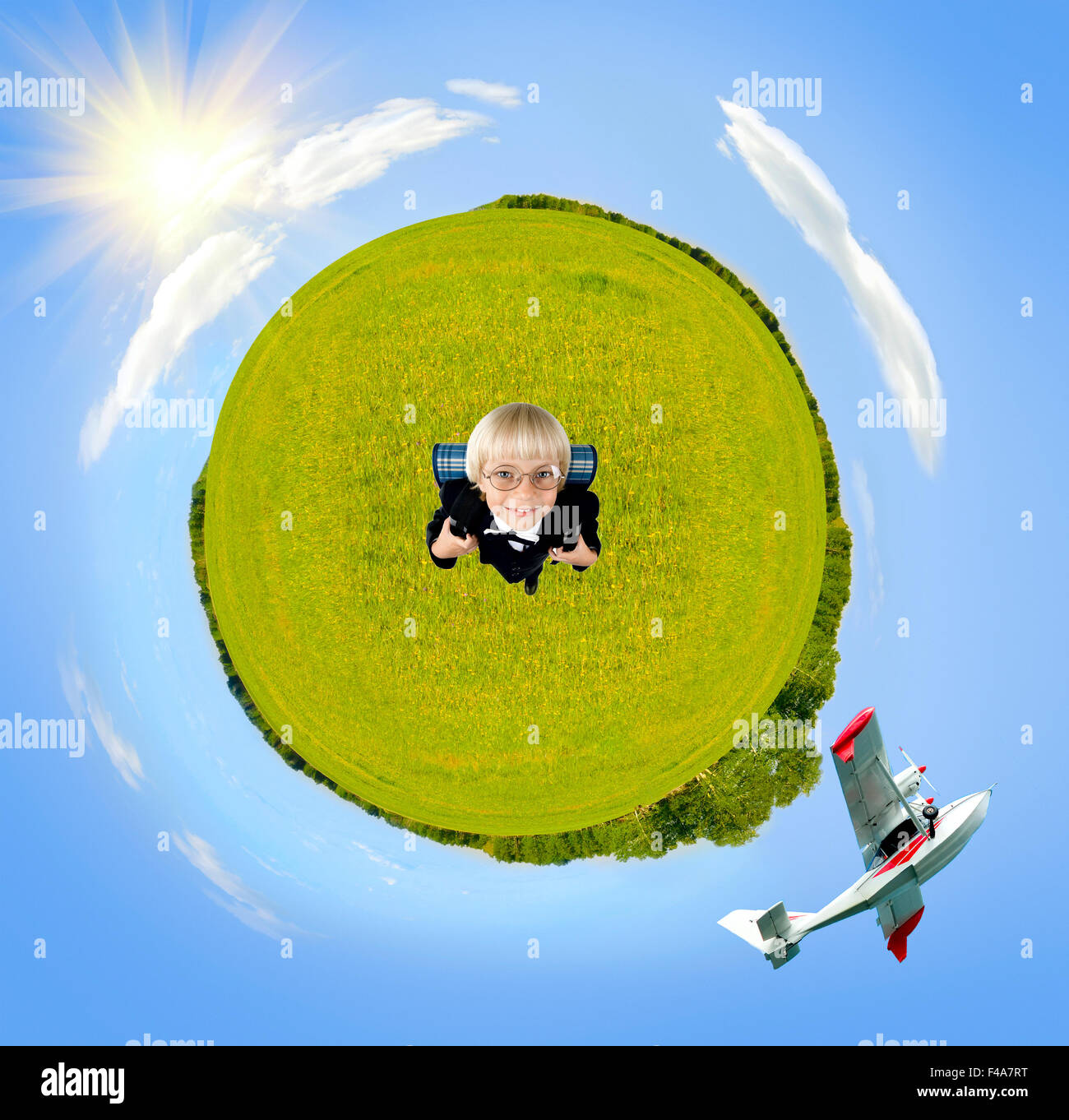 Planet earth smile happy globe fun hi-res stock photography and images ...