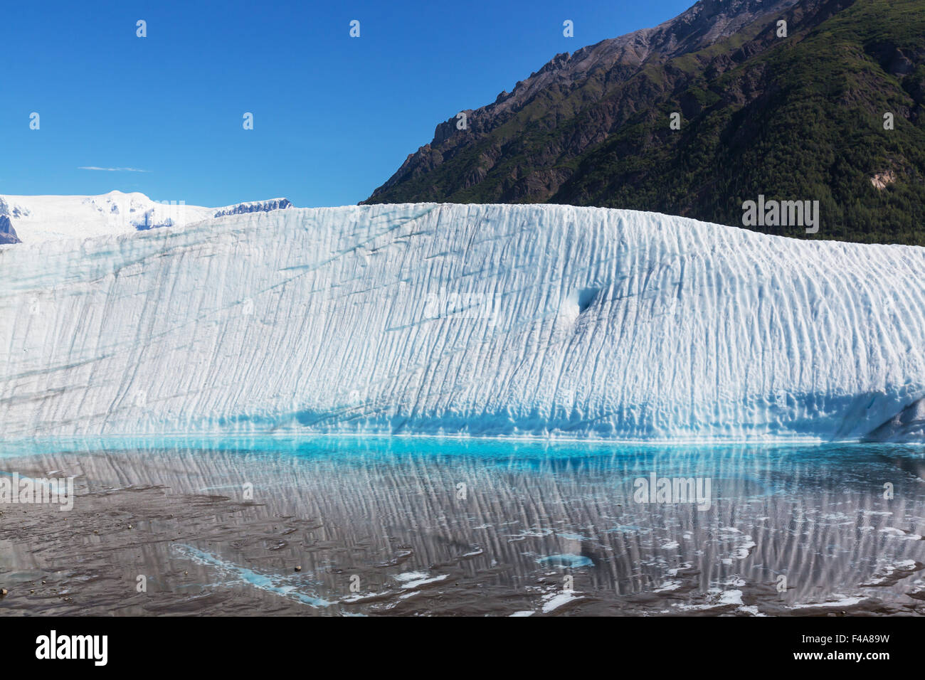 Kennicott glacier hi-res stock photography and images - Alamy