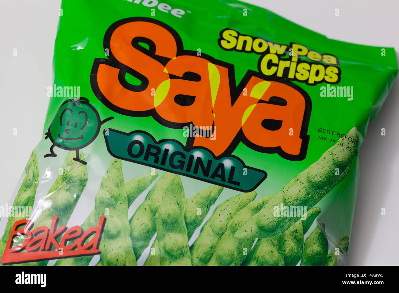 Saya Snow Pea Crisps, Japanese snack Stock Photo - Alamy