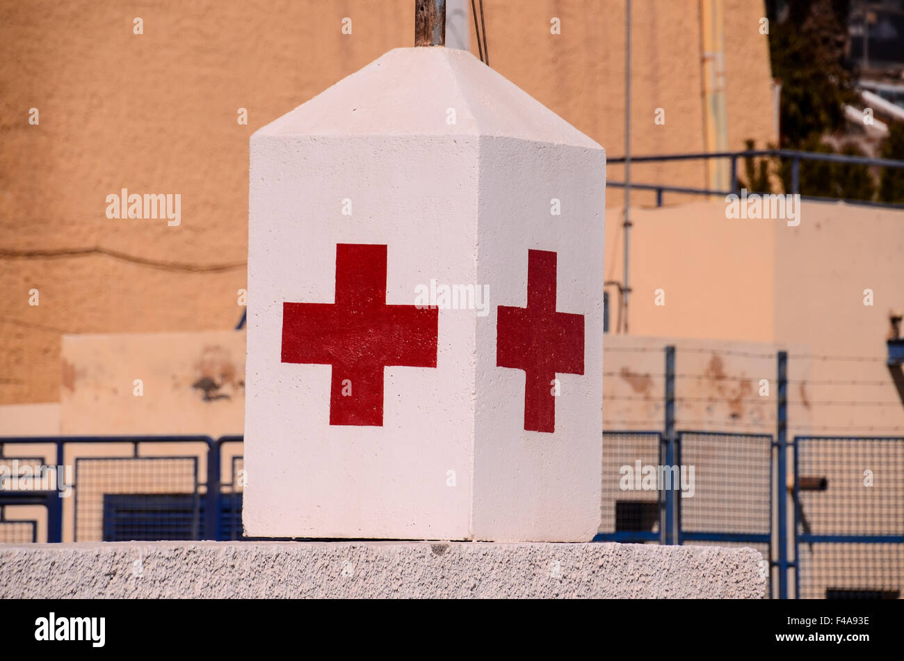 Red Cross Medical Sign Stock Photo - Alamy